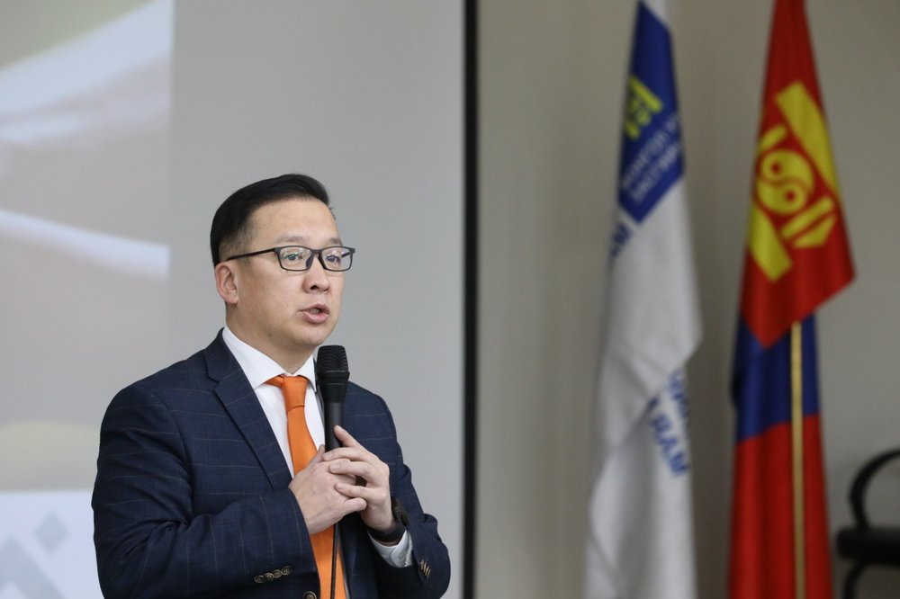 Хариуцлагатай уул уурхай нөхөн сэргээлтийн мэдлэг олгох хоёр сарын сургалт эхэллээ